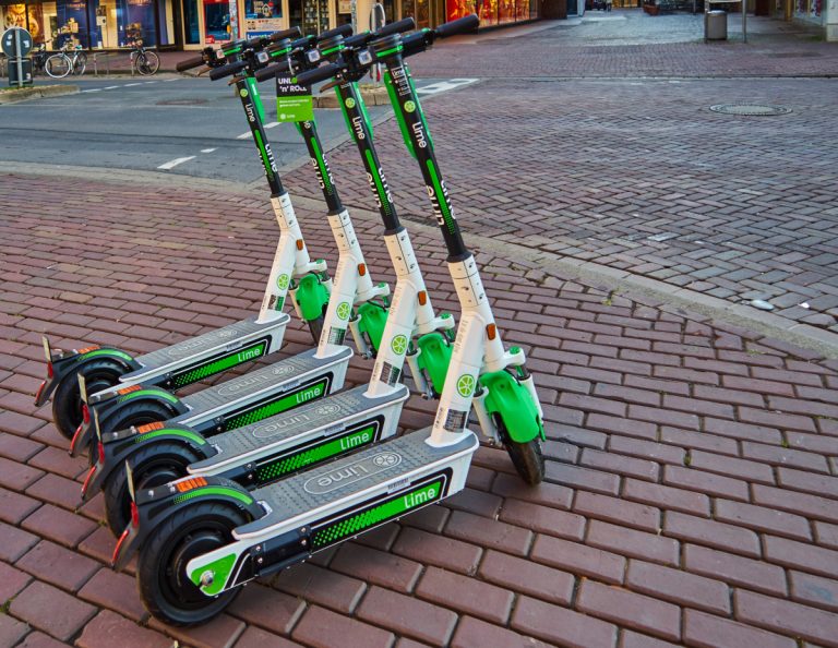 Jak si lze pojistit elektrokolo nebo elektrokoloběžku | PVZP Jak si lze pojistit elektrokolo nebo elektrokoloběžku | PVZP